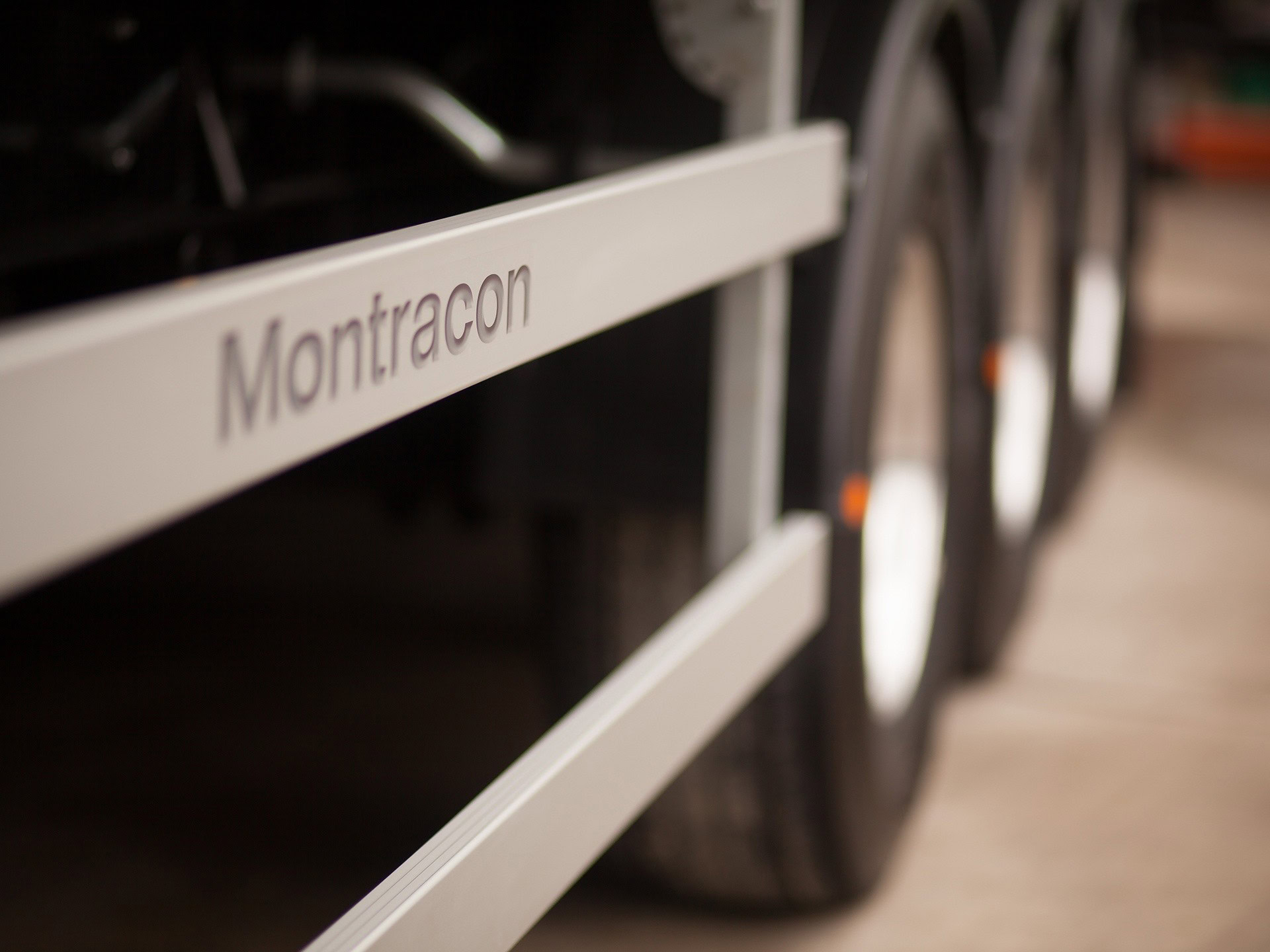 Montracon Expert View - INVESTING TO DIFFERENTIATE - Microlise